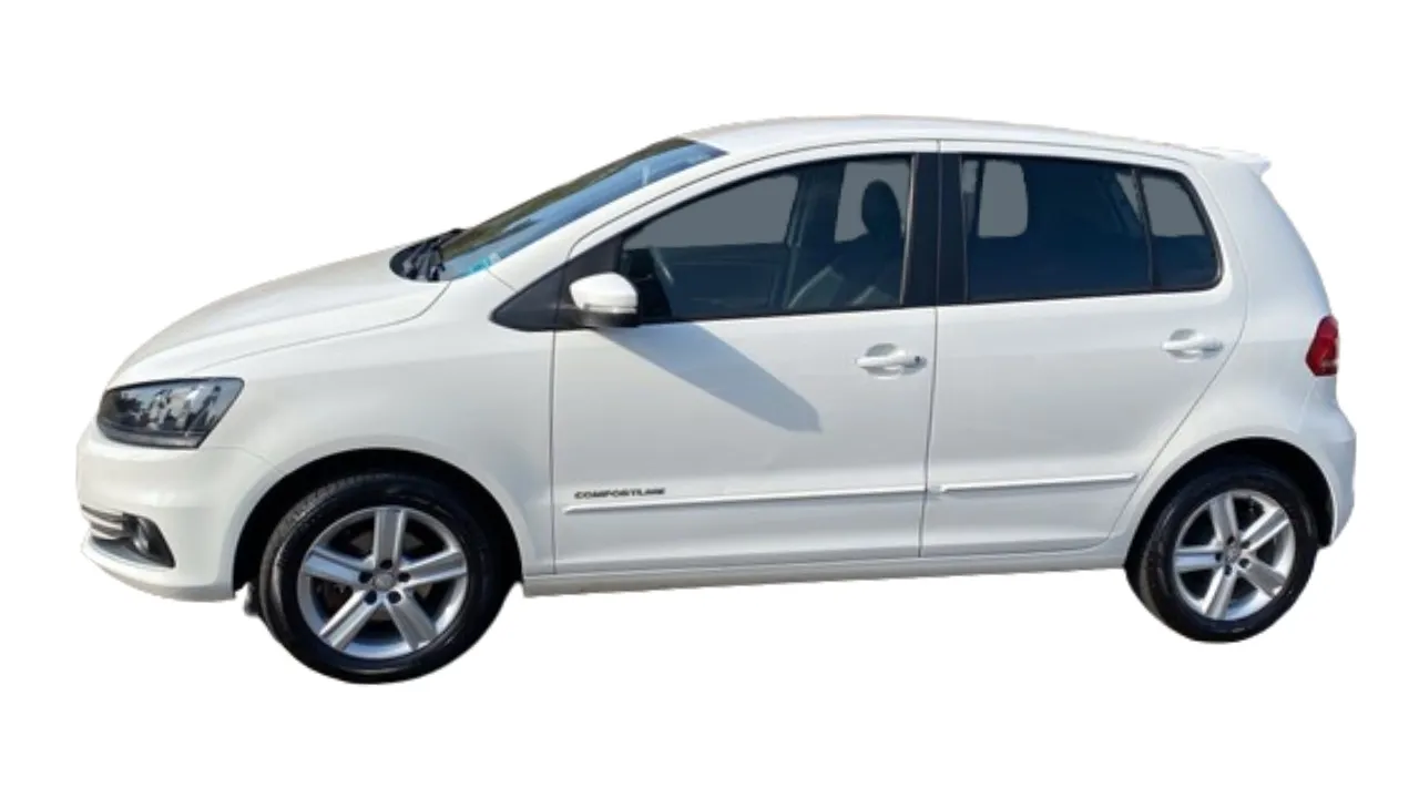 Volkswagen Fox 2017 1.6 16v MSI Highline (Flex): Ficha Técnica