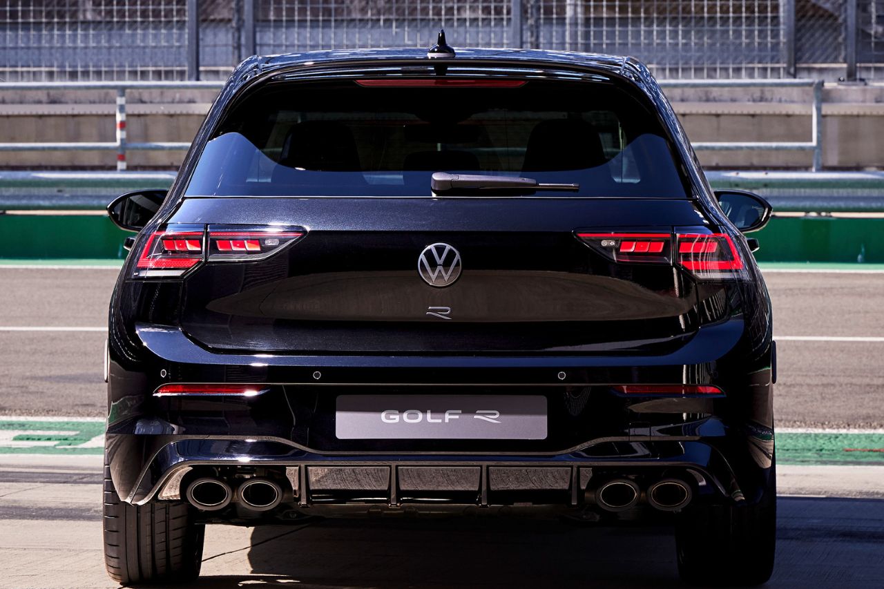 Novo VW Golf R: detalhes do insano hatch médio de 333 cv em 20 fotos ...